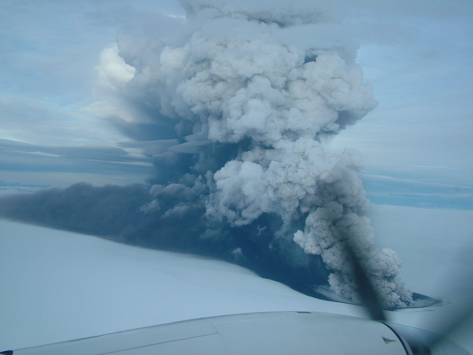 Volcanic Ash Plumes | Vefurinn minn